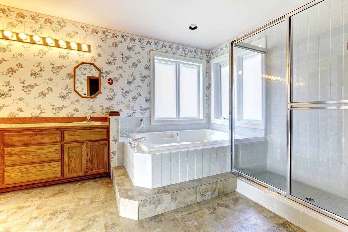 Take your Bathroom to the Wild Side with Wallpaper